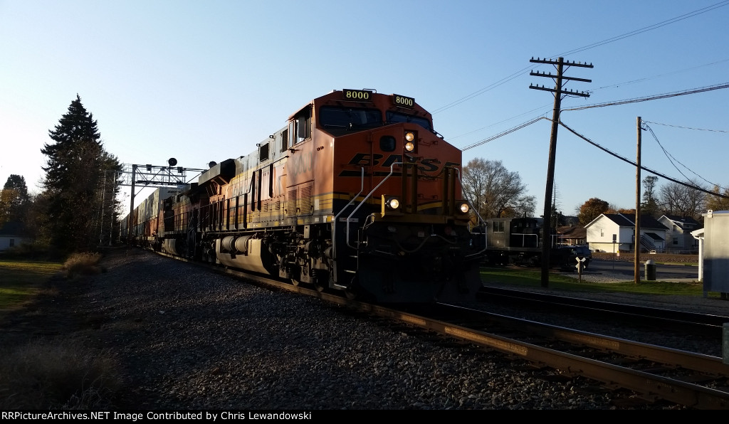 BNSF 8000 & BNSF 5022